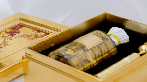 CREED 恺芮得 × UCCA Lab × 张鼎 龙年特别合作 | UCCA尤伦斯当代艺术中心